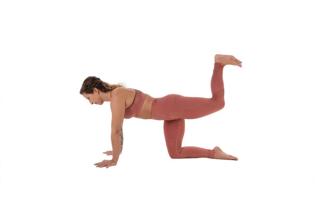 Starke Basis - Vinyasa-Sequenz für Standkraft und Stabilität