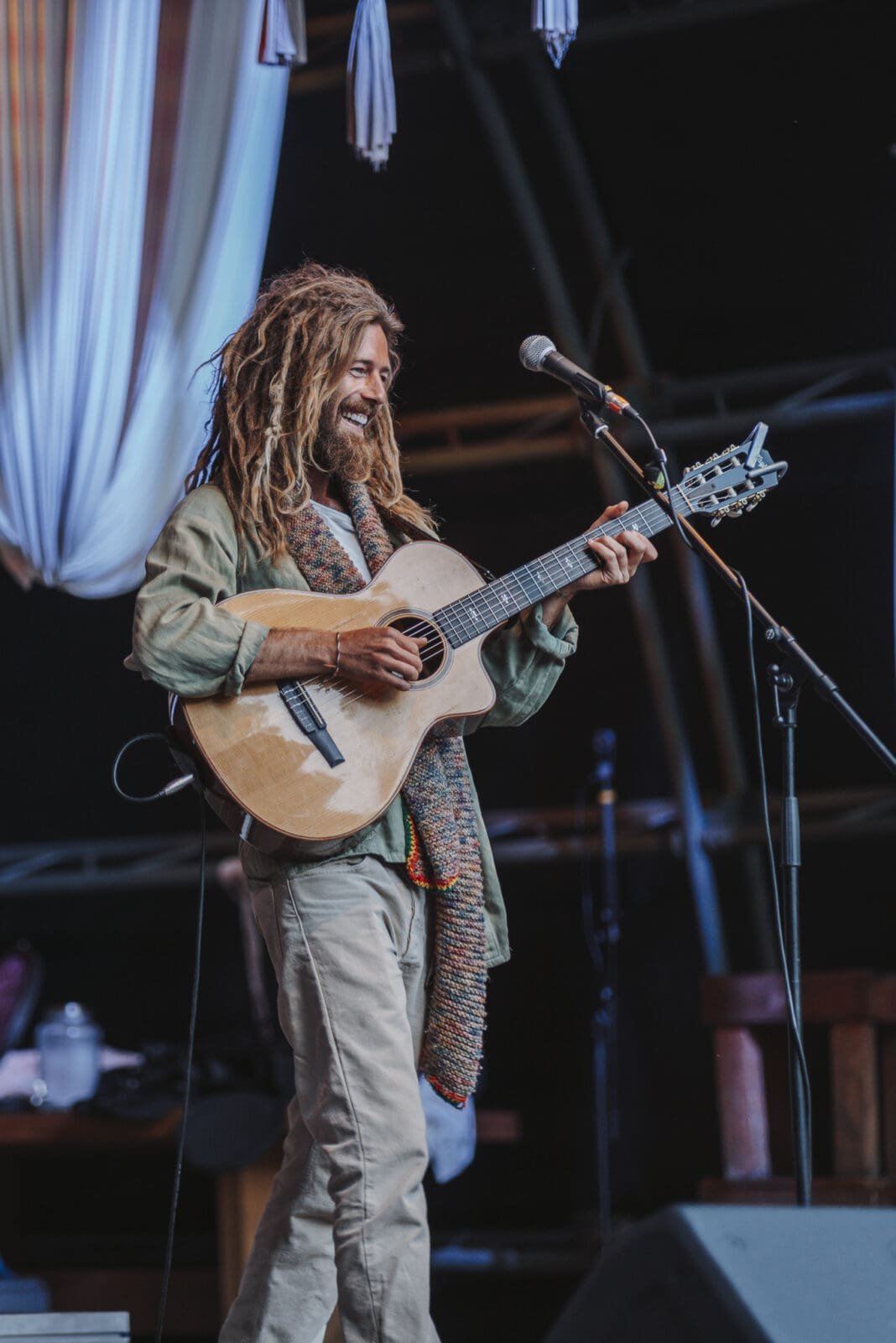 "Meine Botschaft ist Einigkeit" – Interview mit Sam Garrett - Yoga World